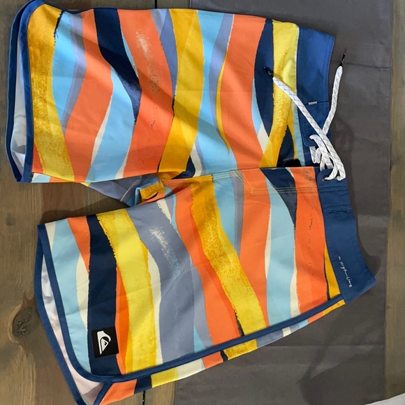 Quiksilver | Swim | Quicksilver High Line Board Shorts Men 3 | Poshmark